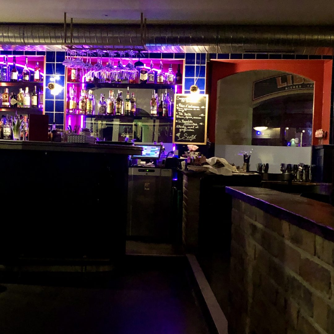 Jaja Bar-Club (Lausanne) – Quand est-ce qu'on mange?