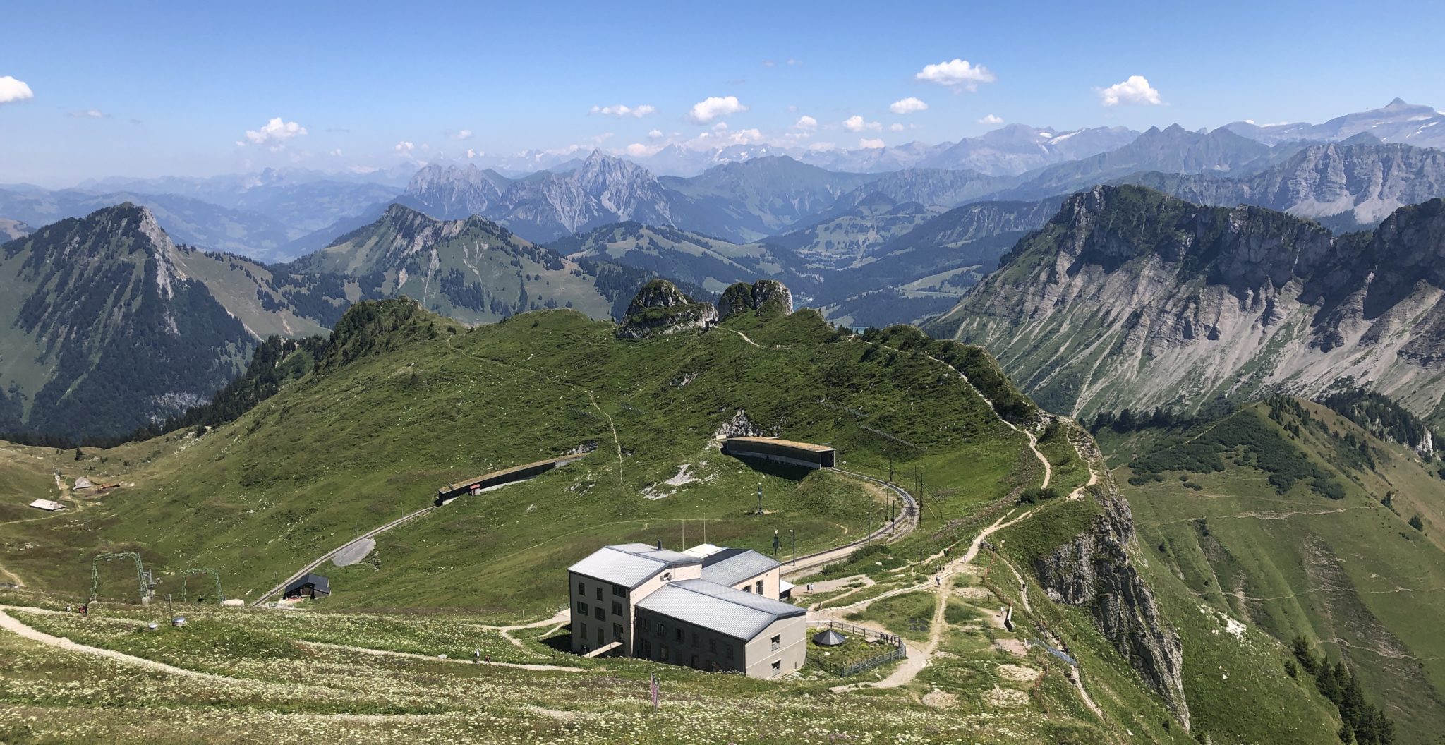 Restaurant L’Alpin – les Rochers de Naye (Caux-Montreux) – Quand est-ce ...
