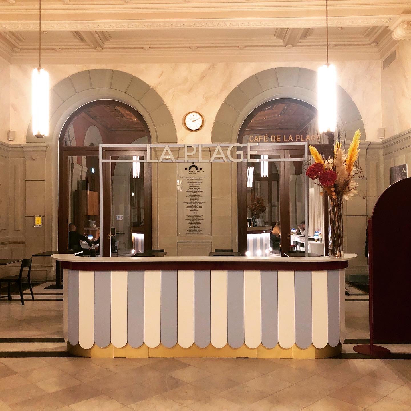 Café de la Plage (Genève) – Quand est-ce qu'on mange?
