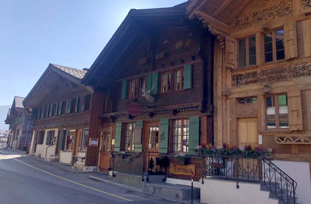 Le Café du Cerf (Rougemont) – Quand est-ce qu'on mange? Le Café du Cerf (Rougemont) – Quand est-ce qu'on mange?
