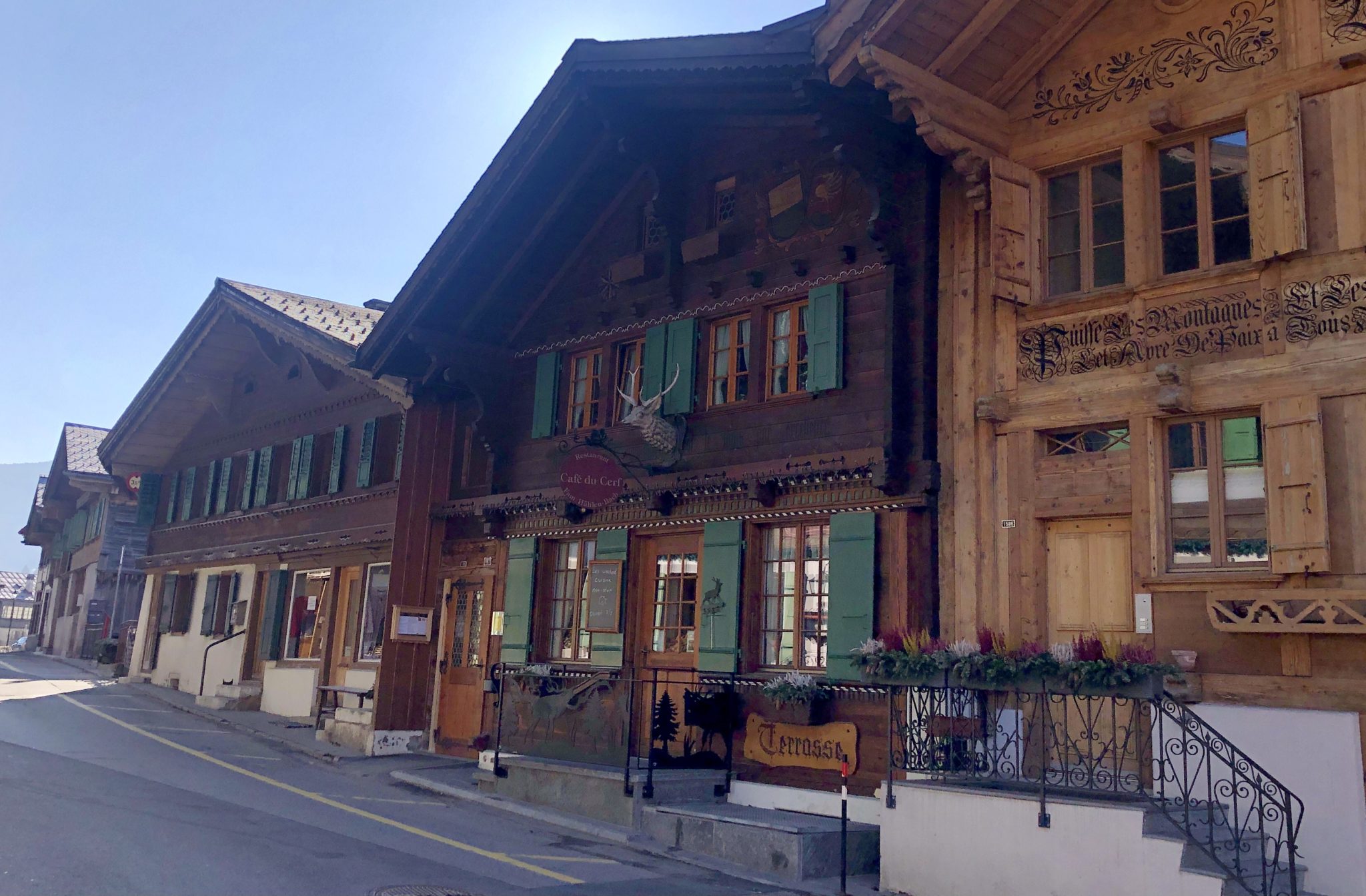 Le Café du Cerf (Rougemont) – Quand est-ce qu'on mange? Le Café du Cerf (Rougemont) – Quand est-ce qu'on mange?