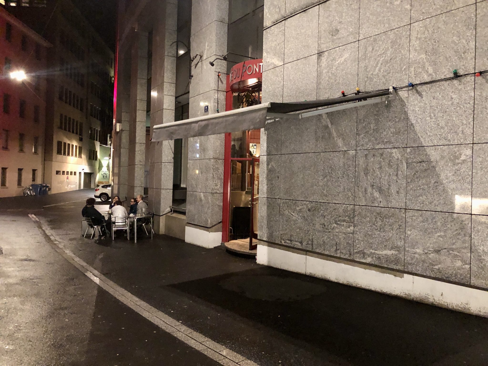 Bar Gala (Lausanne) – Quand est-ce qu'on mange?