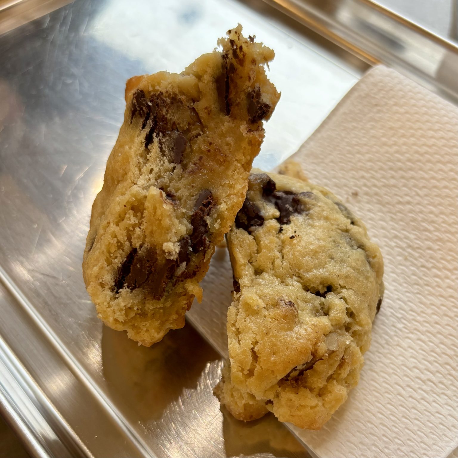 Fripsquare Coffee & Vintage store (Lausanne) – Quand est-ce qu'on mange?