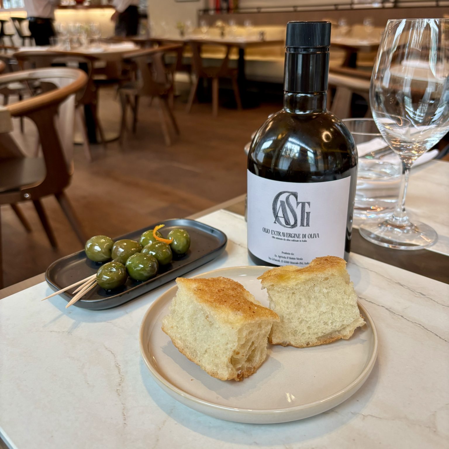 Casti (Genève) – Quand est-ce qu'on mange?